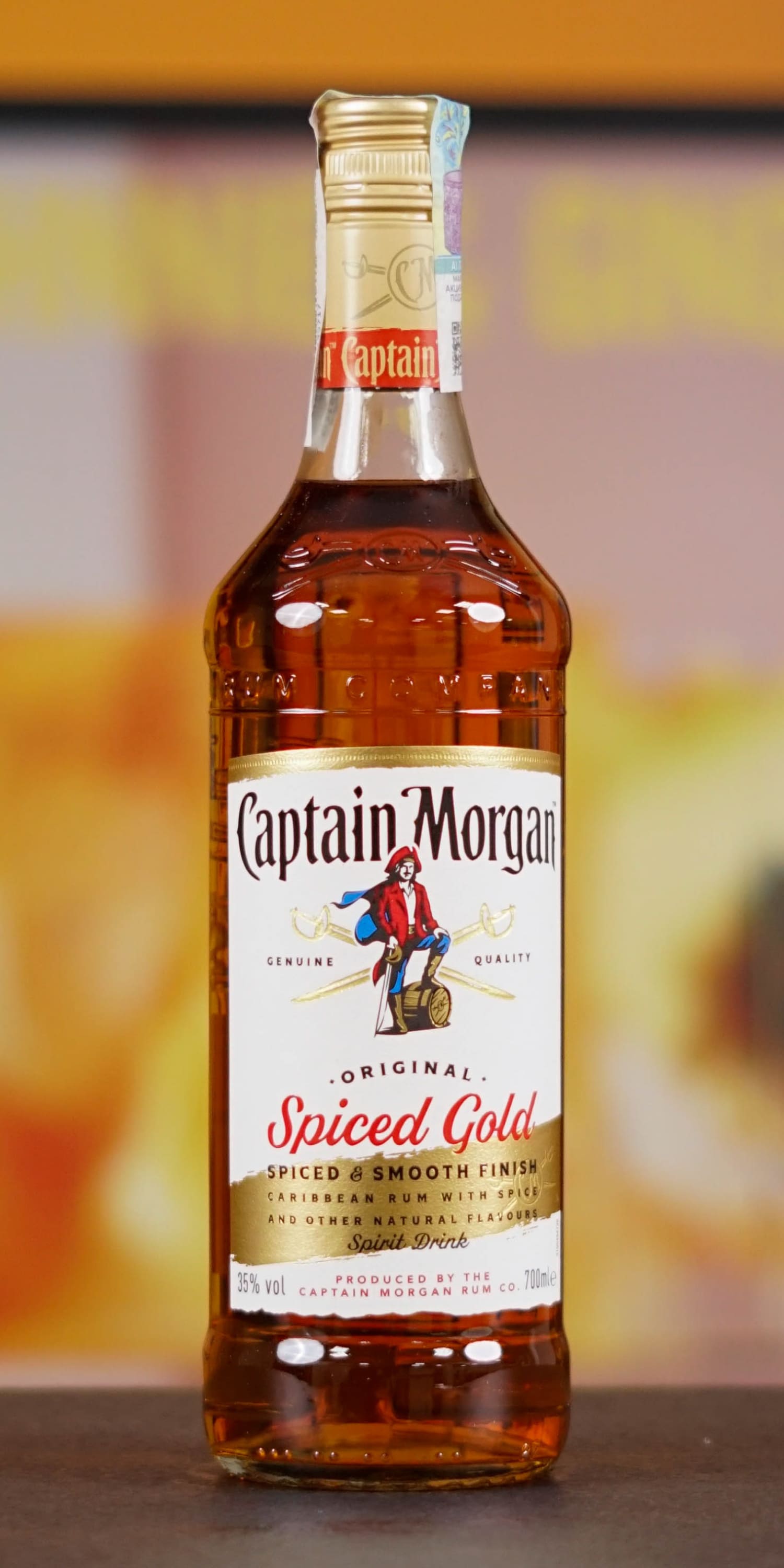 Капітан Морган 0.7л ⊰ Купити ром Captain Morgan Spiced Gold 0,7 в Києві, Україні | BAYADERA.UA